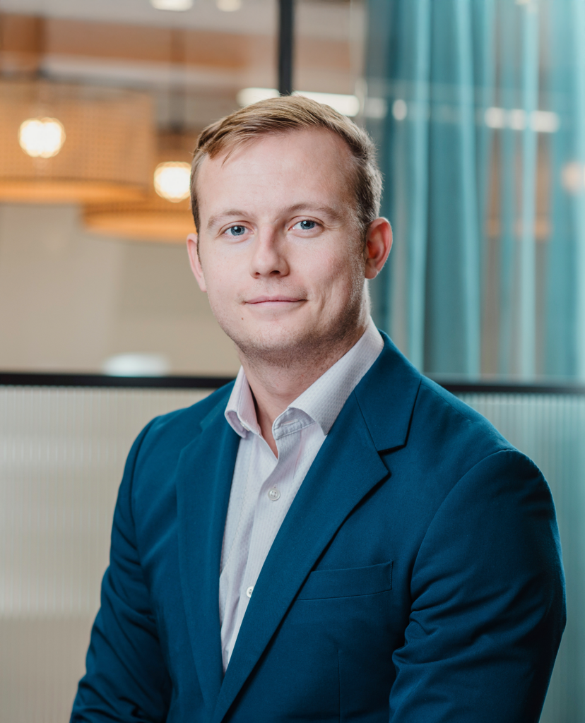 Luke Oppermann – Cloud Capital